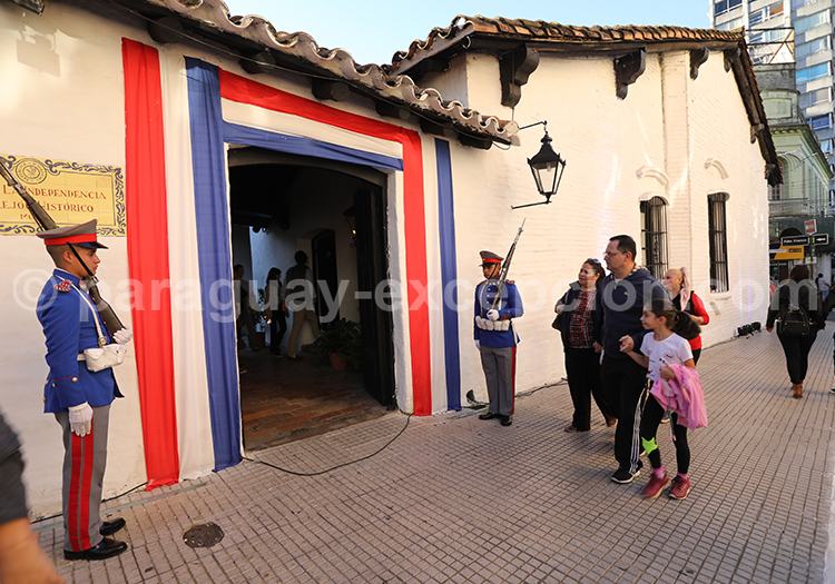 Histoire du Paraguay : de la révolution jusqu'à l'indépendance